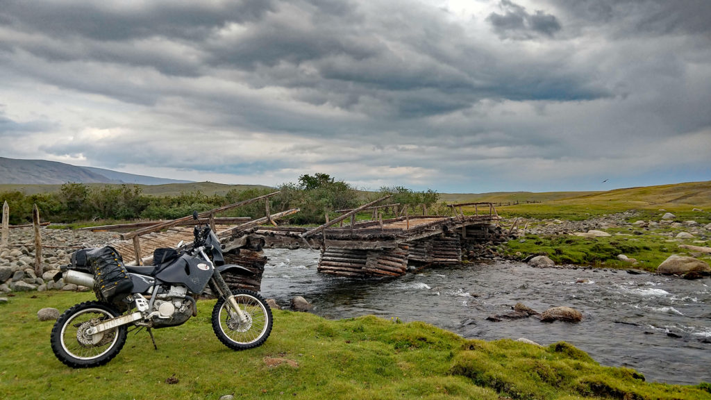 TAE – Book Excerpts – Backpacker Moto